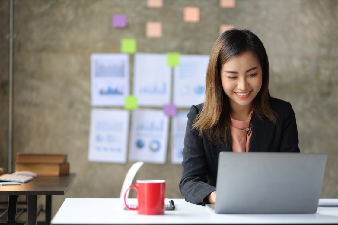 13 Top Candidate Sourcing Platforms Compared – Pricing & Features